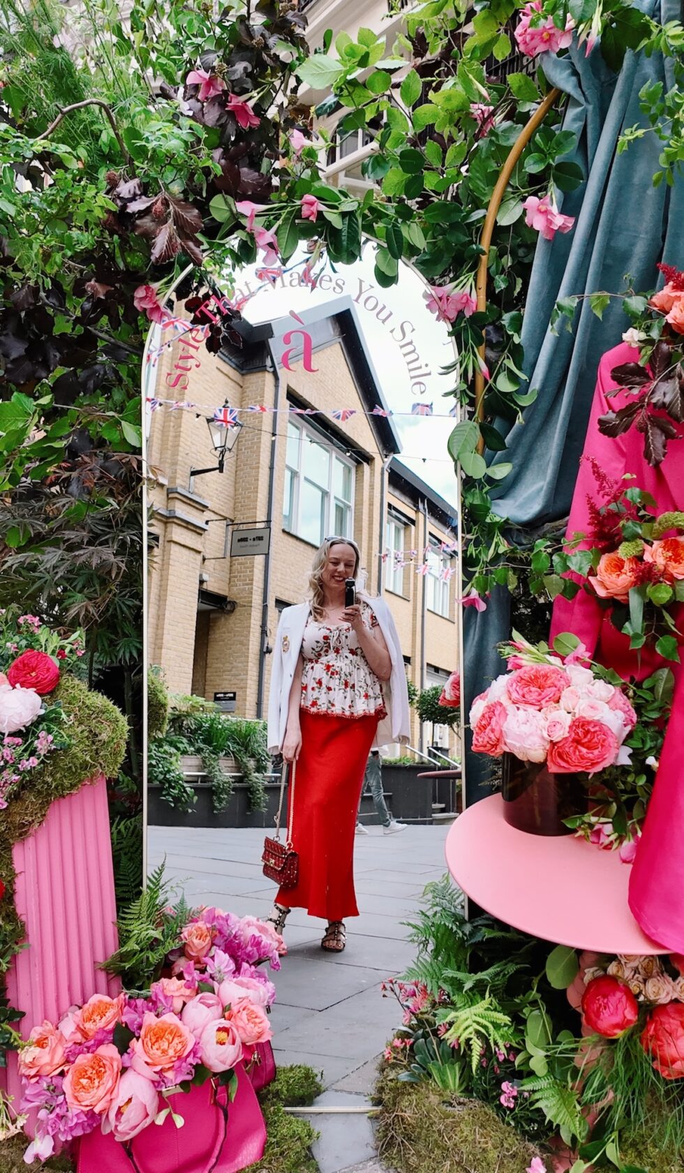 London's Free Flower Festival - Chelsea & Belgravia in Bloom 2025 ...